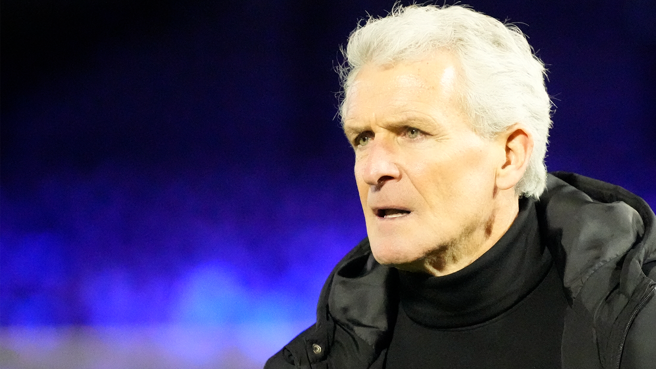 MARK HUGHES' FIRST INTERVIEW AS UNITED HEAD COACH | Carlisle United ...
