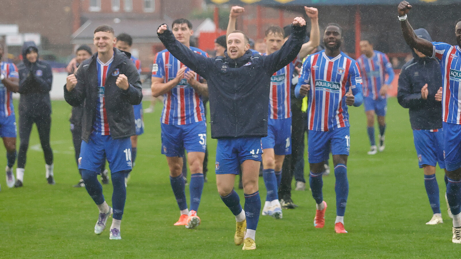 STEPHEN WEARNE LOOKS AHEAD TO ROCHDALE TEST | Carlisle United Football Club