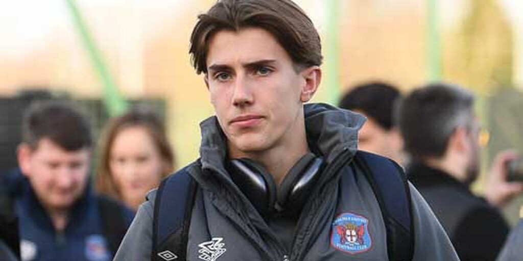 SEB MASON SECURES PRO DEAL AHEAD OF LOAN MOVE | Carlisle United ...